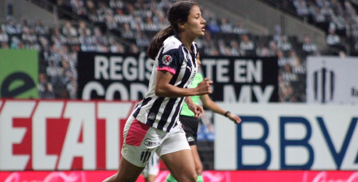 Rebeca Bernal igualó a Nicolás Sánchez como los defensoras con más ...