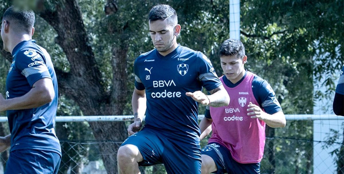 Vucetich probó un ONCE alternativo en Rayados para jugar ante Chivas