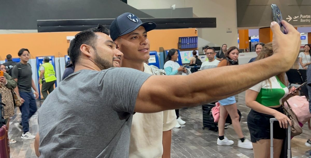 Liga MX: Roberto de la Rosa llegó a Monterrey para reforzar a Rayados